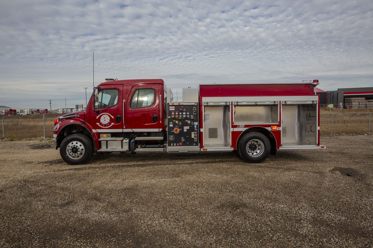 TRUCKS FOR SALE - Fort Garry Fire Trucks