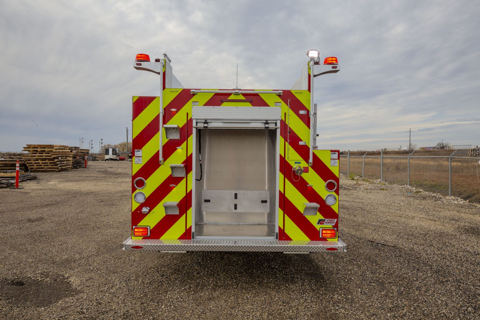 TRUCKS FOR SALE - Fort Garry Fire Trucks